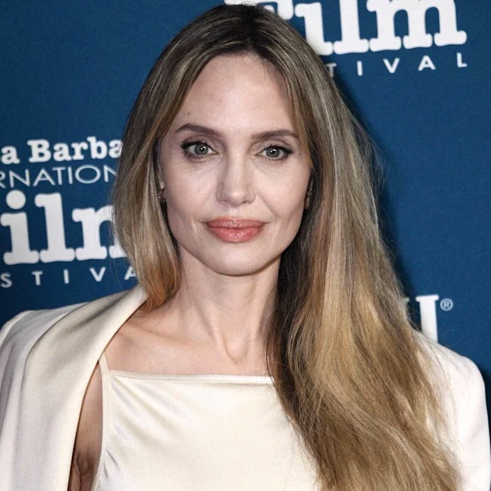 Angelina Jolie - Biography | Family, Caste/Jati, Nationality, Education ...