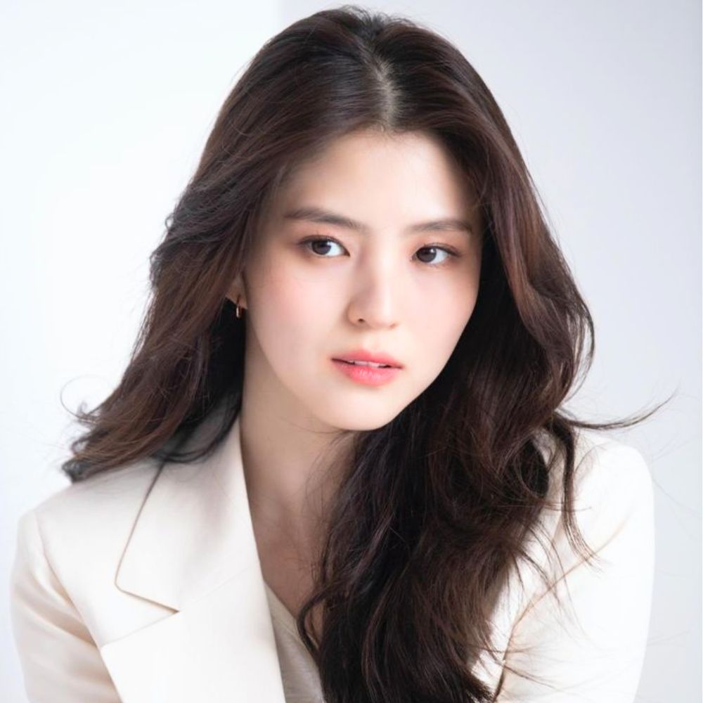 Han So-hee - Age, Height, Net Worth, Photos, Videos, Latest News ...